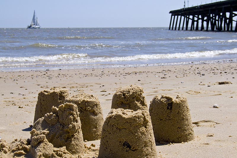 Lowestoft Beaches (South & North of Claremont Pier) | Natureflip